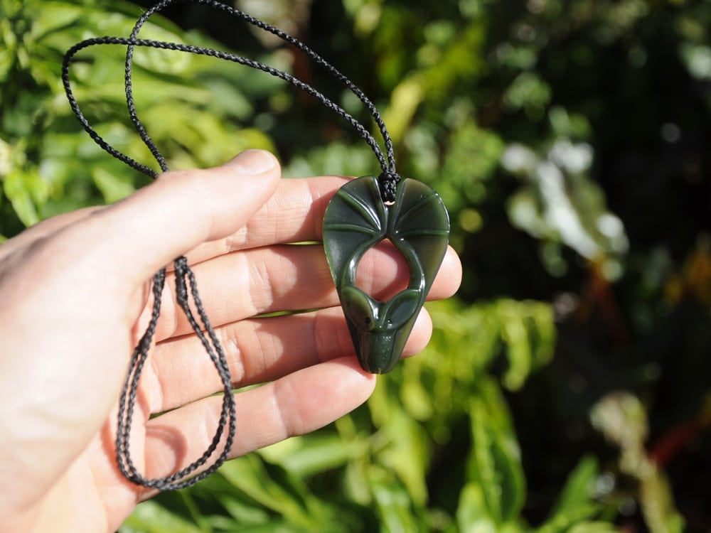 Pounamu Pekapeka / bat — A Carved Piece Pounamu