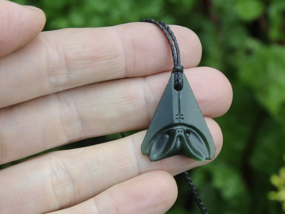 Small pounamu pekapeka / bat — A Carved Piece Pounamu