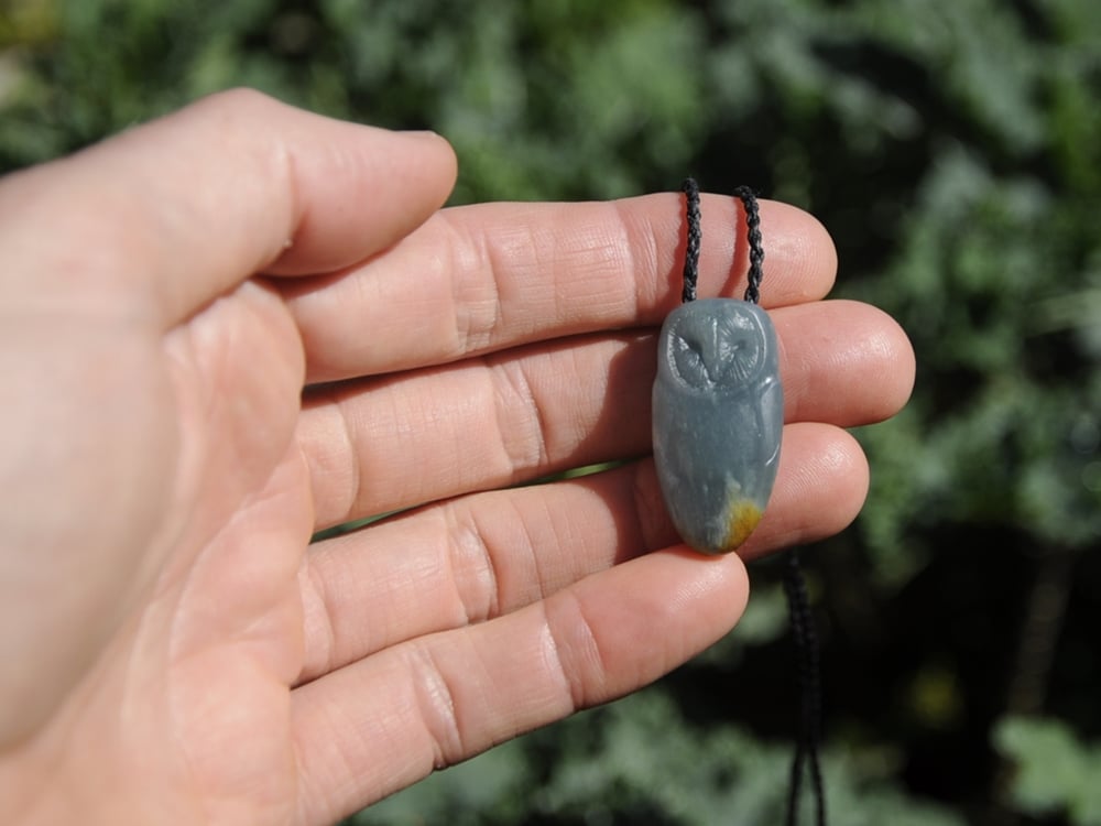 Dominick - One jadeite and two pounamu ruru — A Carved Piece